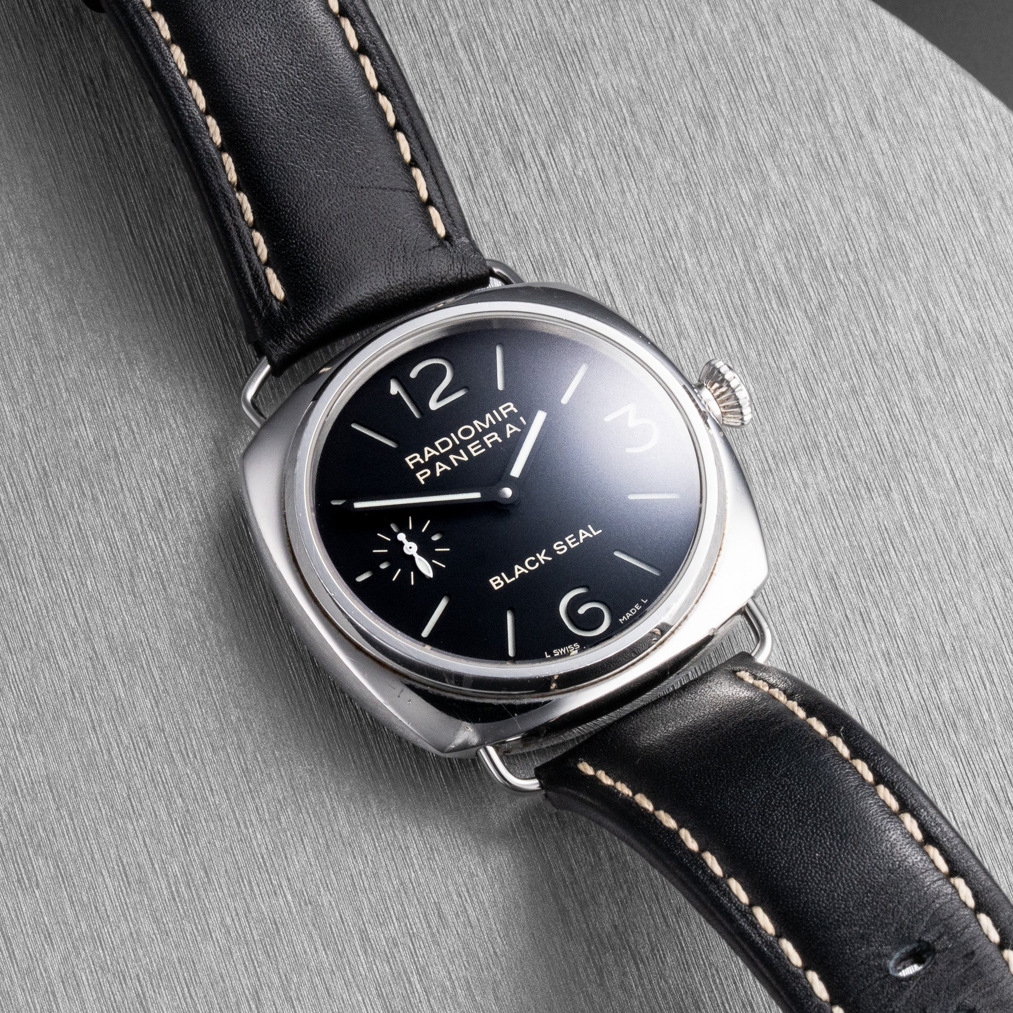 Panerai Radiomir Black Seal Limited Edition - PAM00183 - 44mm ...